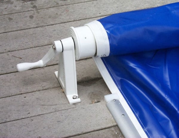 How to Add an Automatic Cover to a Pool